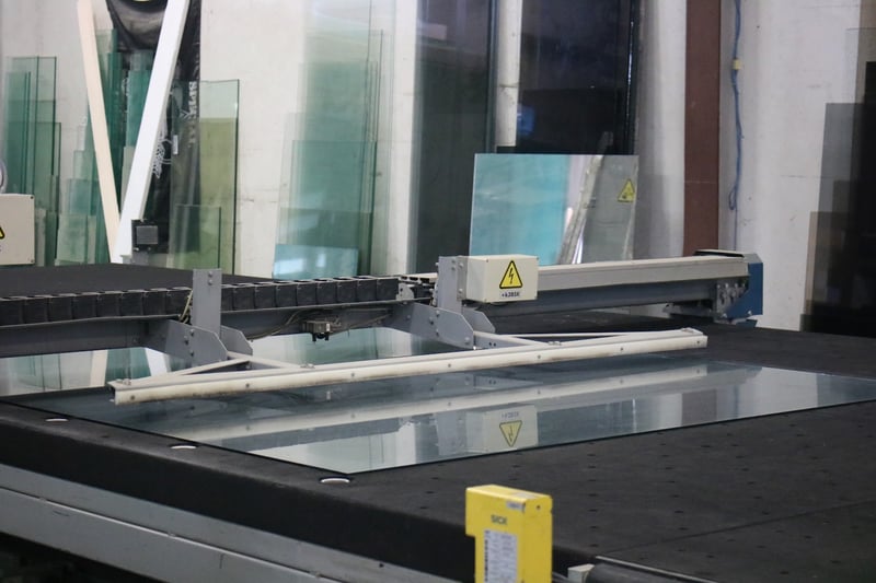 Choosing Safety Glass for Your Next Commercial Project